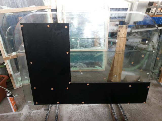 Sklo pod kachle, ochranné sklo pred krby na mieru od výrobcu | SKLOMAT